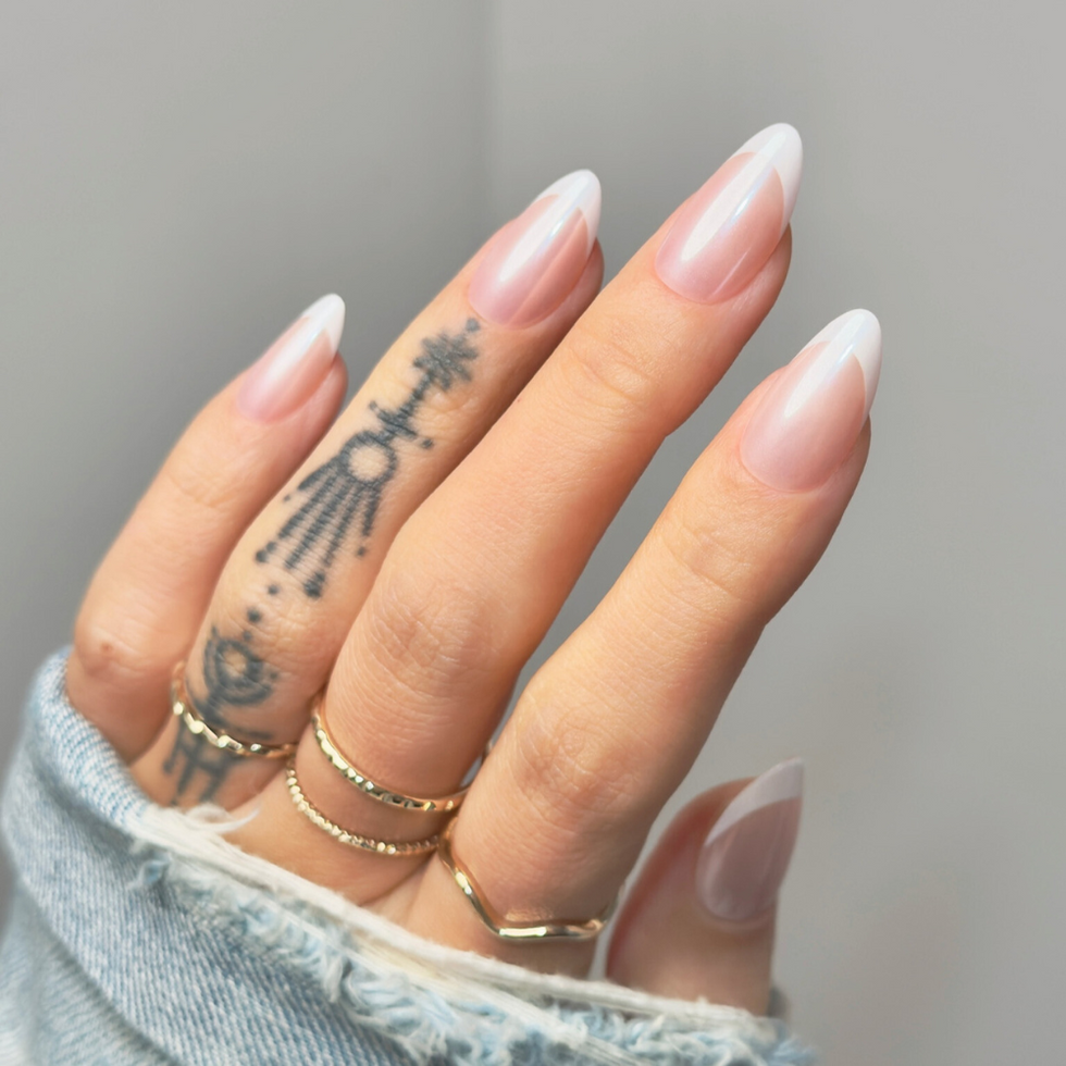 Medium Nails – Ellie Vincy Nails