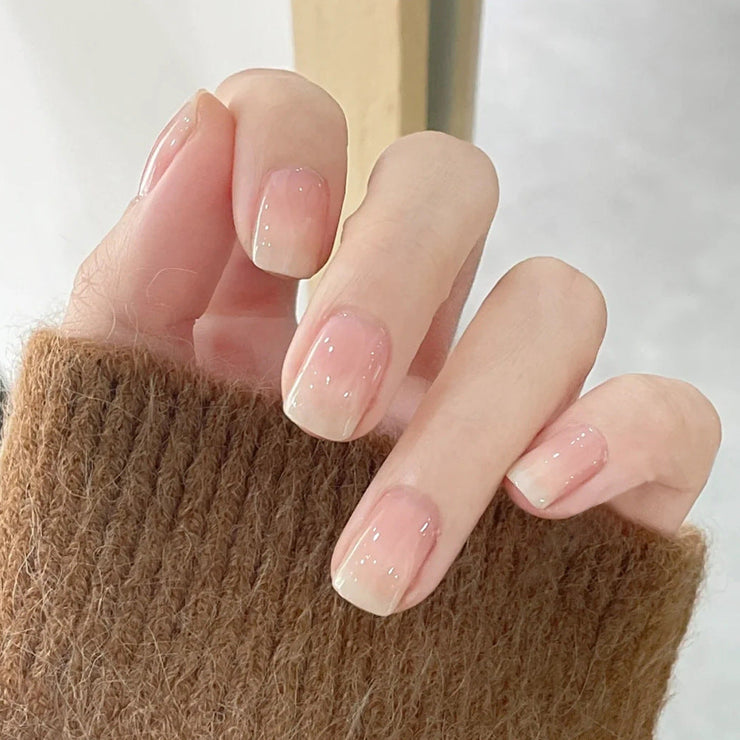 Medium Nails – Ellie Vincy Nails