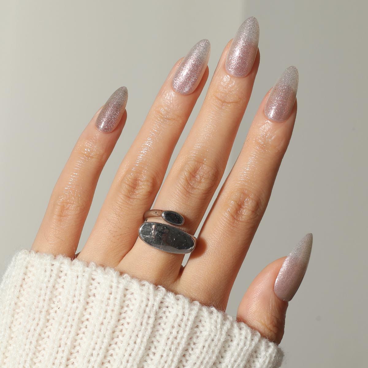 Ellie Vincy Press on Nails-Magenta | Almond Iridescent Pink False Nails ...